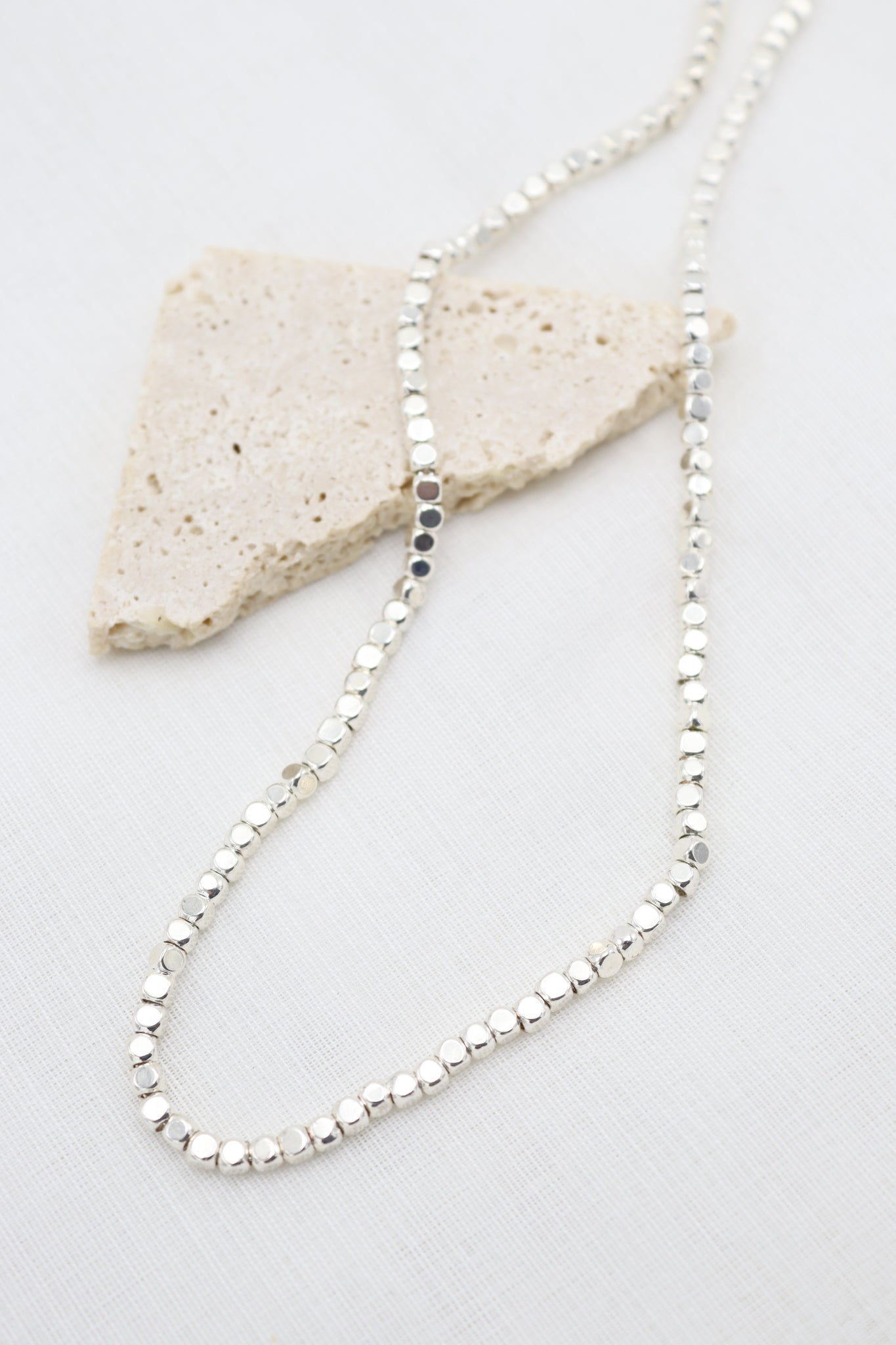 Beaded necklace silver store